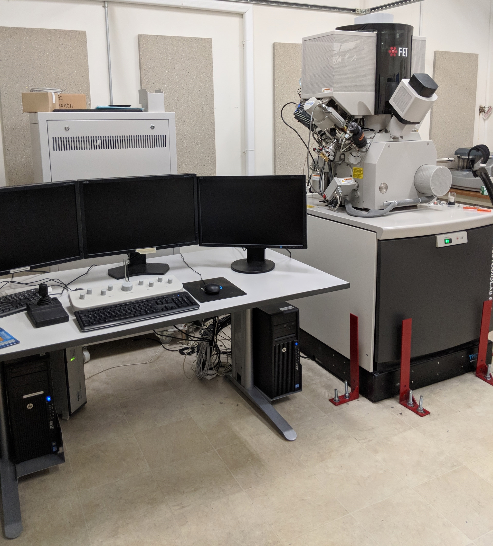 FEI Helios NanoLab 660 익숙한 판매용 가격 #9191763, 2014 > 사다 from CAE