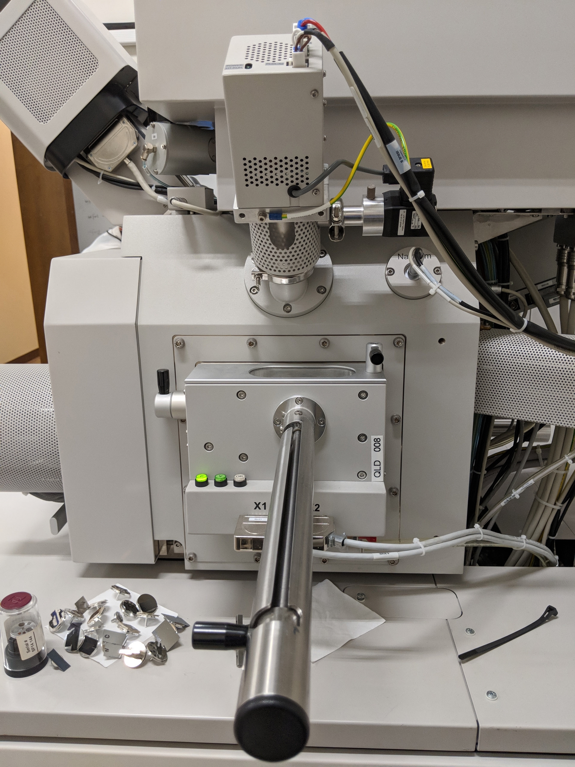 FEI Helios NanoLab 660 used for sale price #9191763, 2014 > buy from CAE