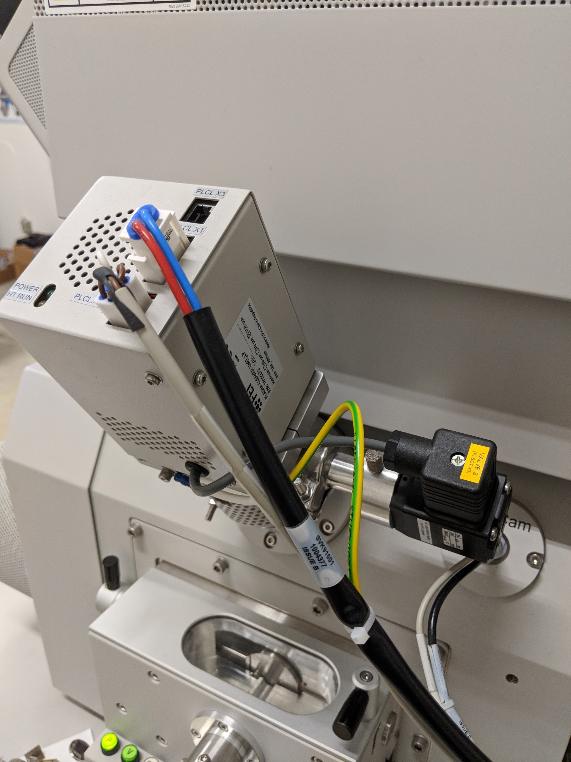 FEI Helios NanoLab 660 used for sale price #9191763, 2014 > buy from CAE