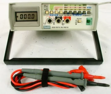 FLUKE 8050A Electronic Test Equipment used for sale price #9089187 ...