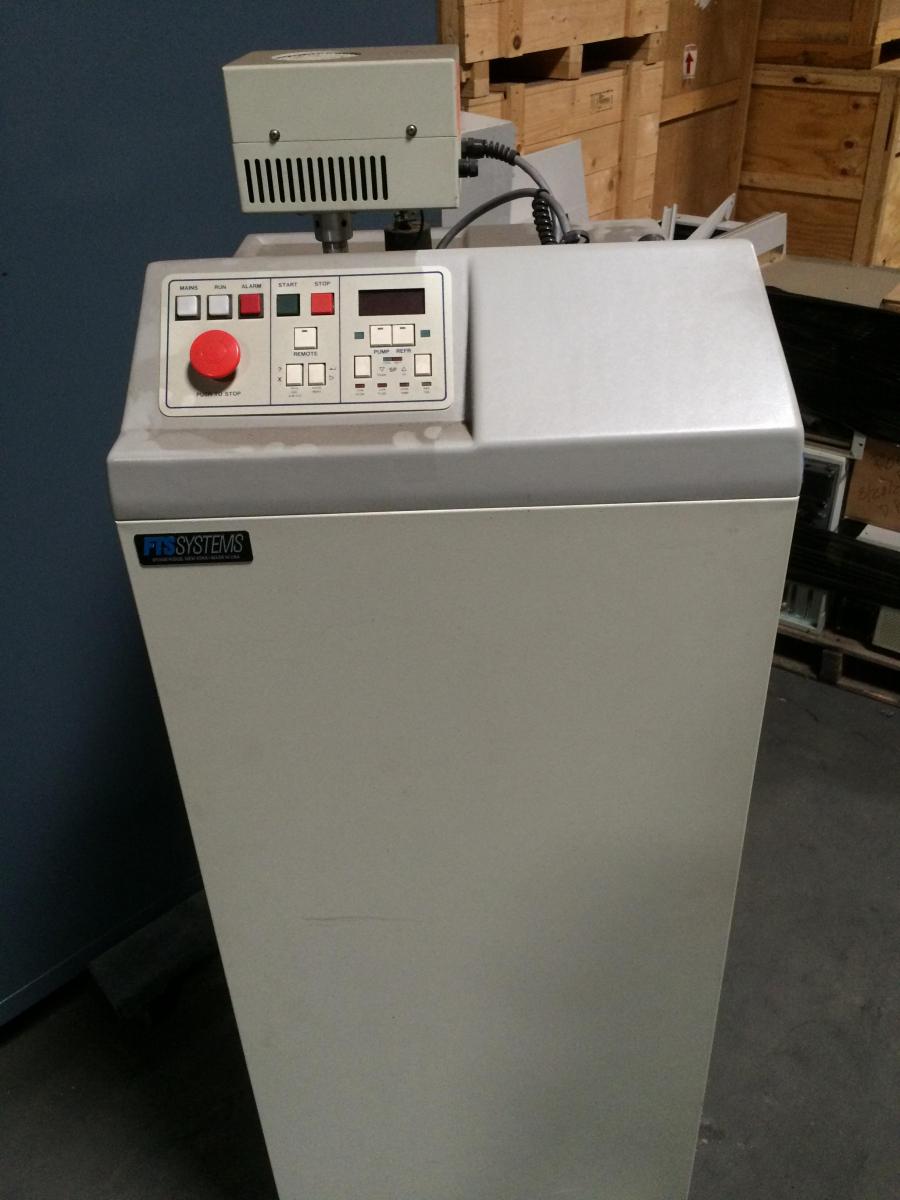 FTS / KINETICS RC311G 칠러 판매 가격 #9150184에 사용됨 > CAE에서 구매