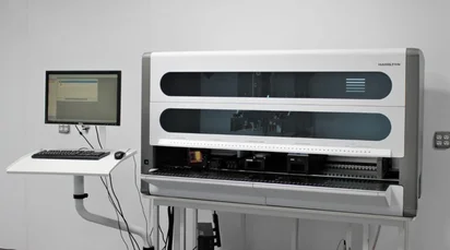 HAMILTON ROBOTICS MicroLab STAR Lab Equipment used for sale price ...