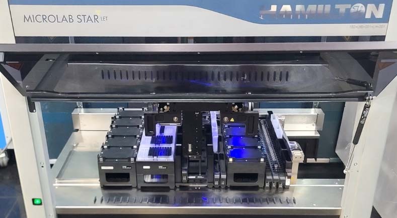 HAMILTON ROBOTICS MicroLab STARLet 實驗室設備 用於銷售價格 #293690398 > 從 CAE 購買