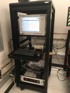 HEWLETT-PACKARD / AGILENT B1500A Electronic Test Equipment used for ...