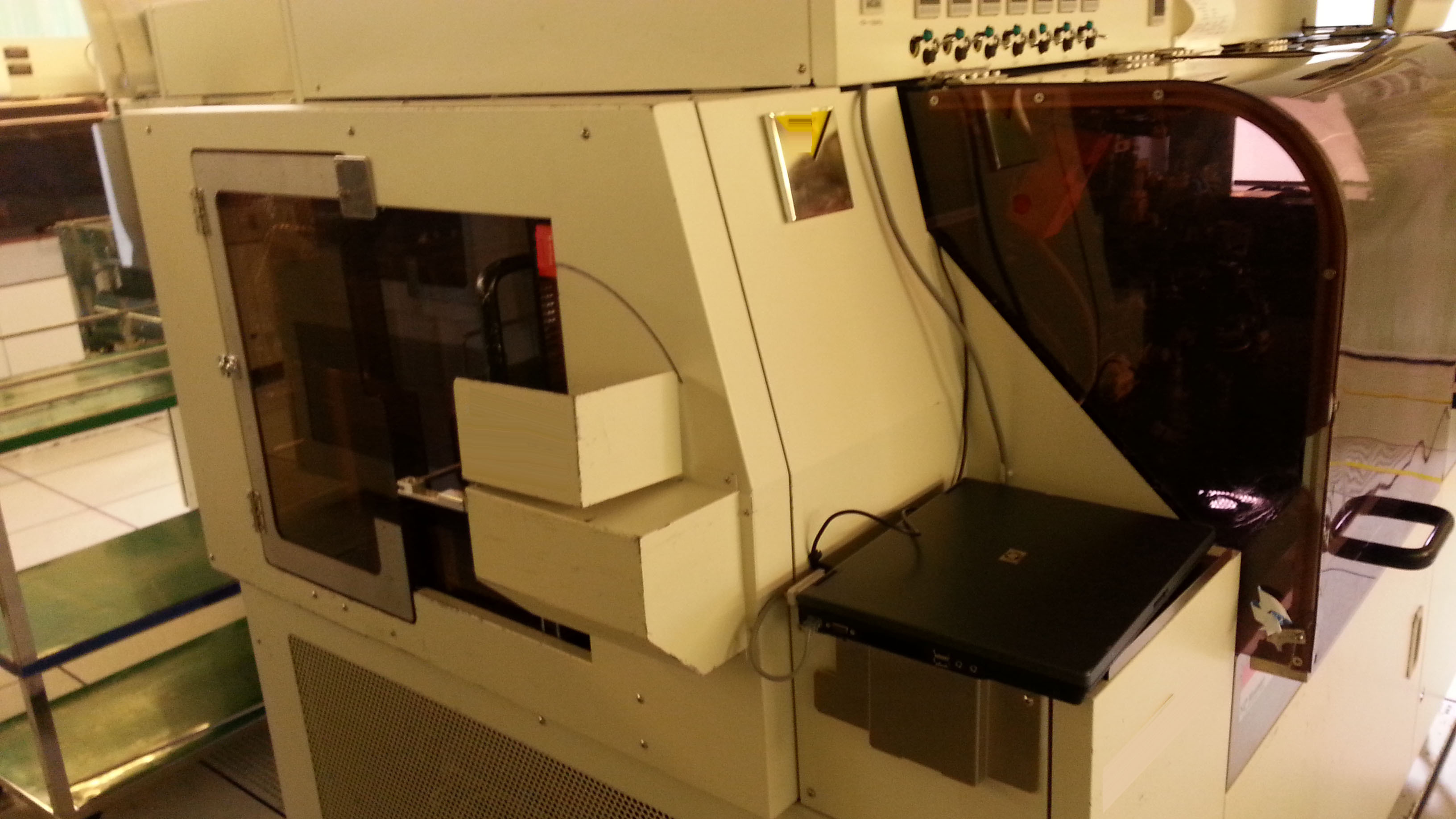 HITACHI / RENESAS CM 700 다이 어태처 판매 가격 #9047904에 사용됨 > CAE에서 구매