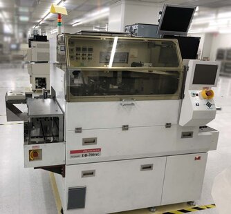 HITACHI / RENESAS DB-700AC 黏晶機 用於銷售價格 #9378939, 2007 > 從 CAE 購買
