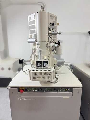 HITACHI S-4700 Type I SEM はセール価格 #293812845 で使用されています > CAE から購入