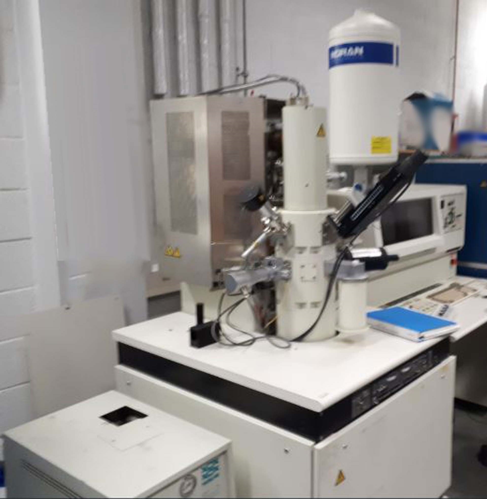 HITACHI S-5000 SEM used for sale price #9241544, 1998 > buy from CAE