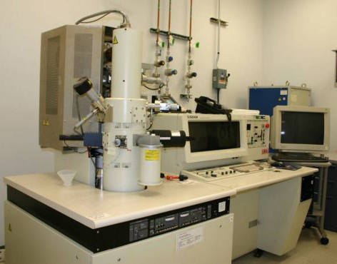 HITACHI S-5000 SEM 판매 가격 #9087966에 사용됨 > CAE에서 구매