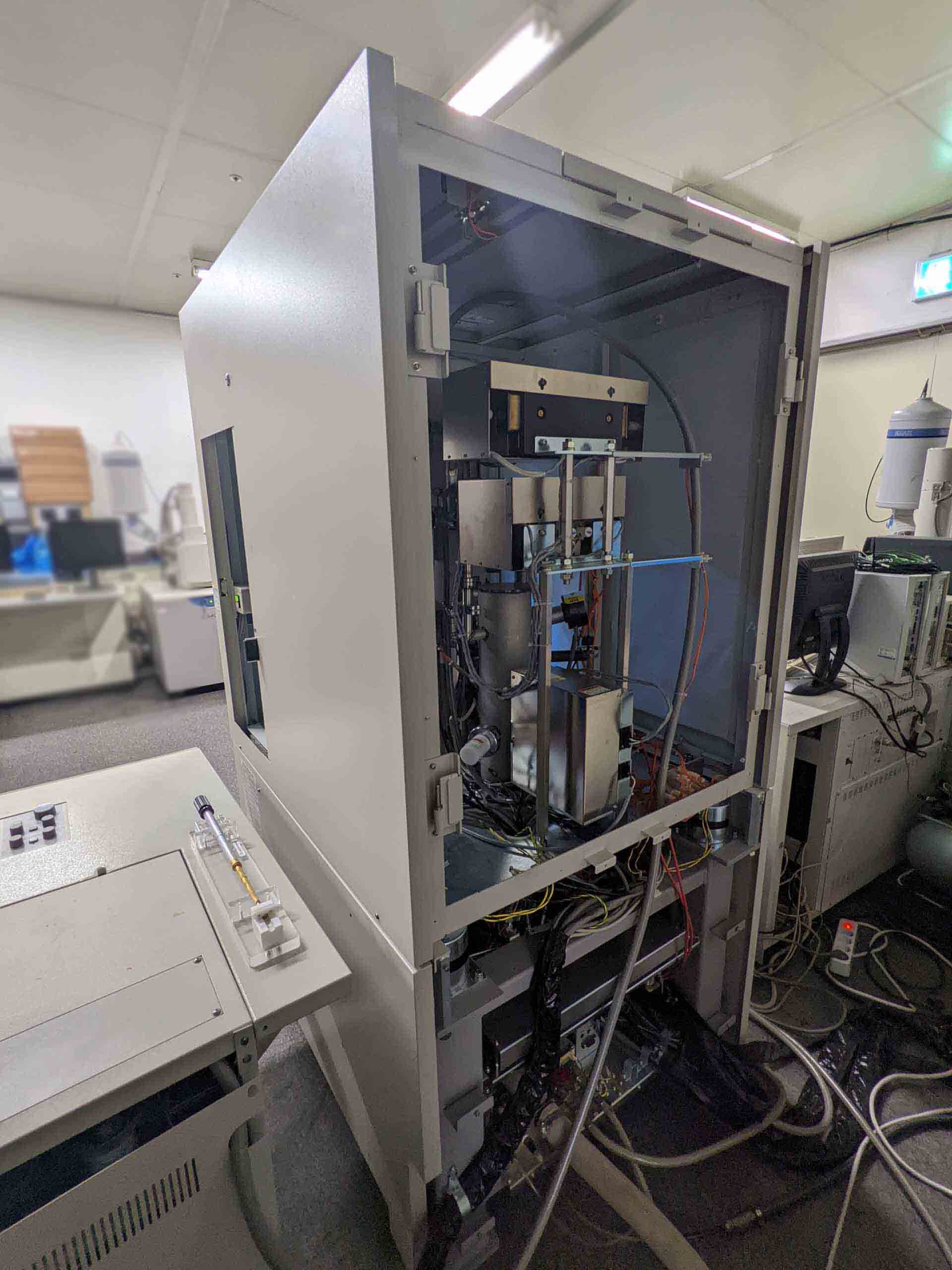 HITACHI S-5500 SEM 익숙한 판매용 가격 #293596730 > 사다 from CAE