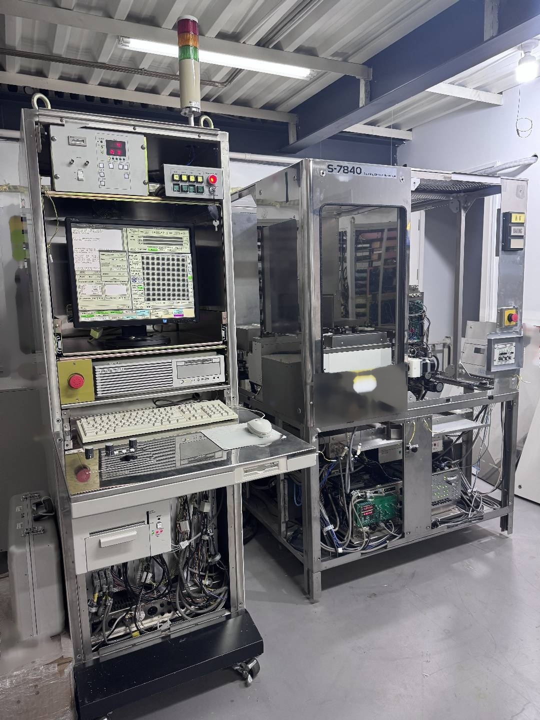 HITACHI S-7840 SEM used for sale price #293814830 > buy from CAE