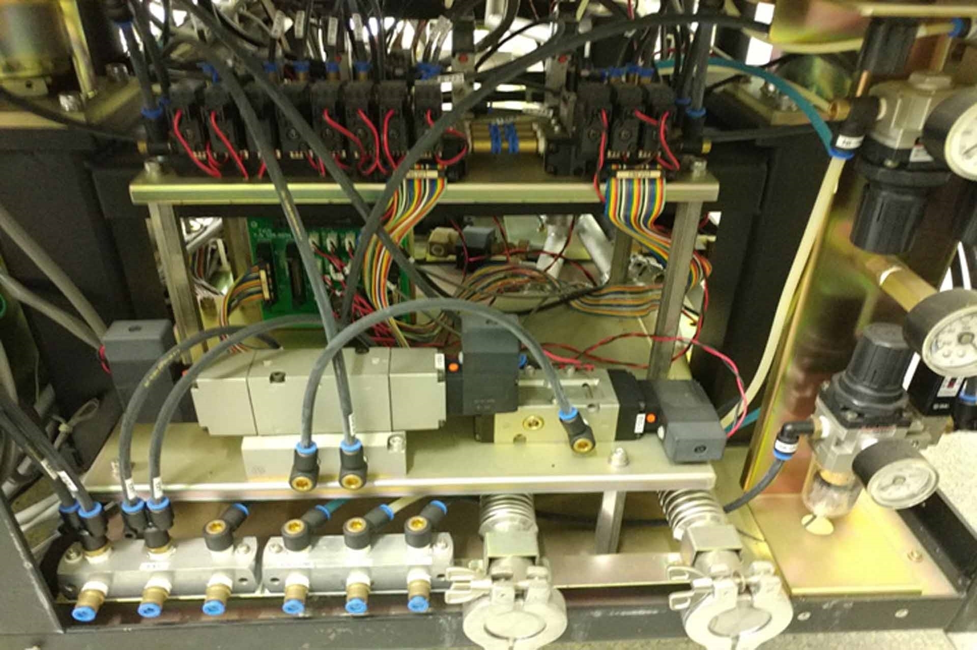 HITACHI S-8820 SEM used for sale price #9170906 > buy from CAE