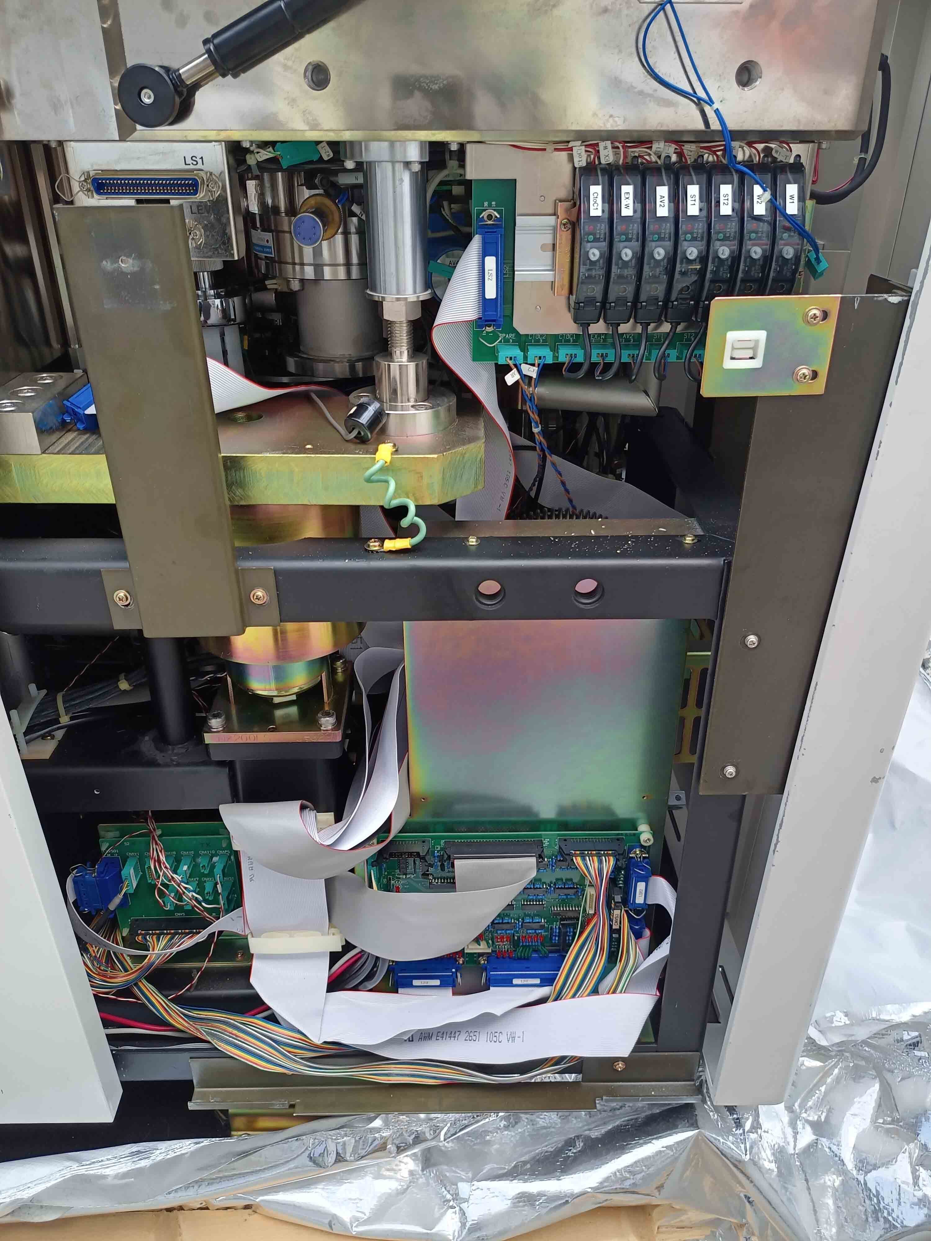 HITACHI S-8820S SEM used for sale price #9364241, 1996 > buy from CAE