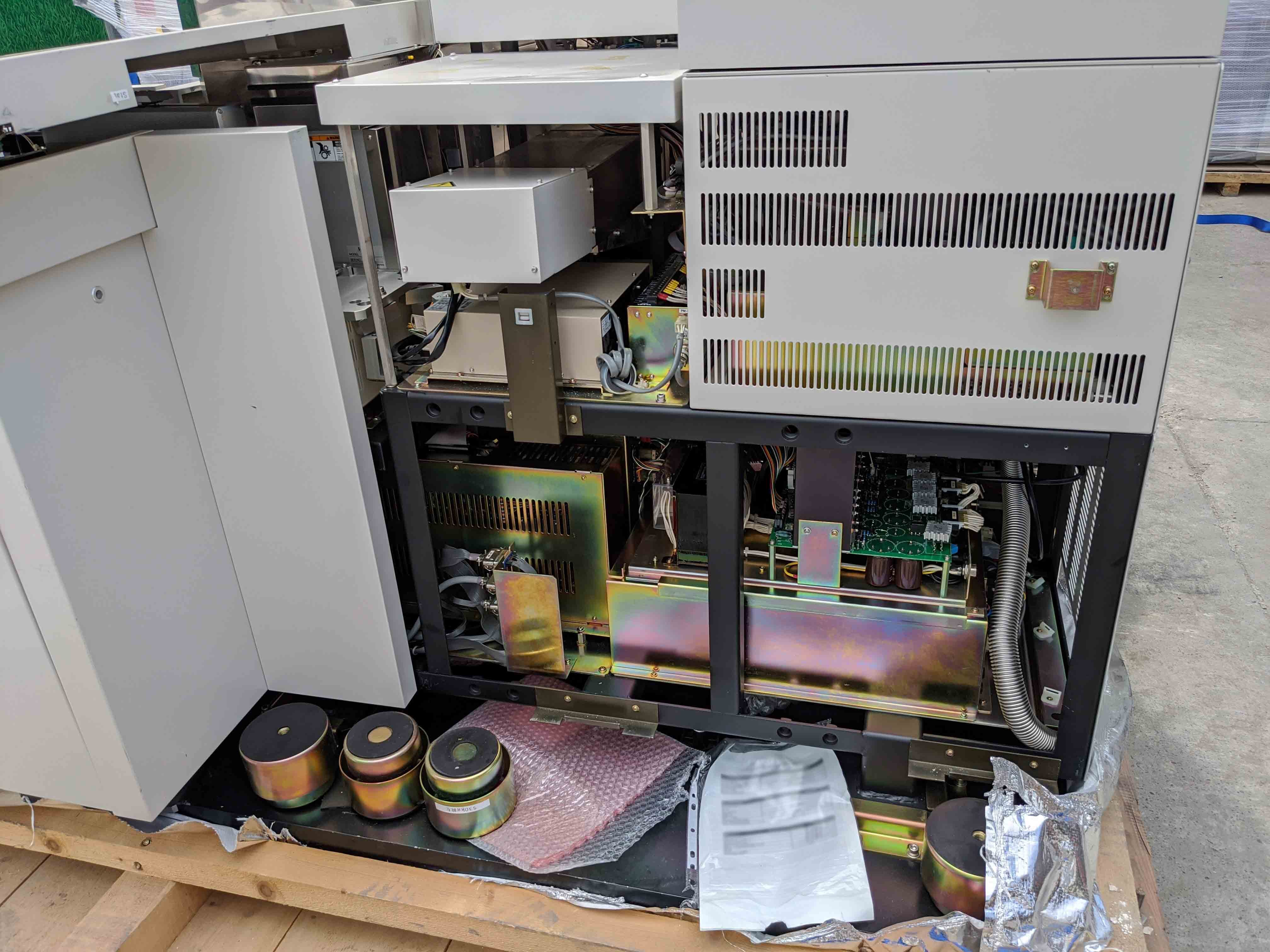 HITACHI S-8820S SEM used for sale price #9364241, 1996 > buy from CAE