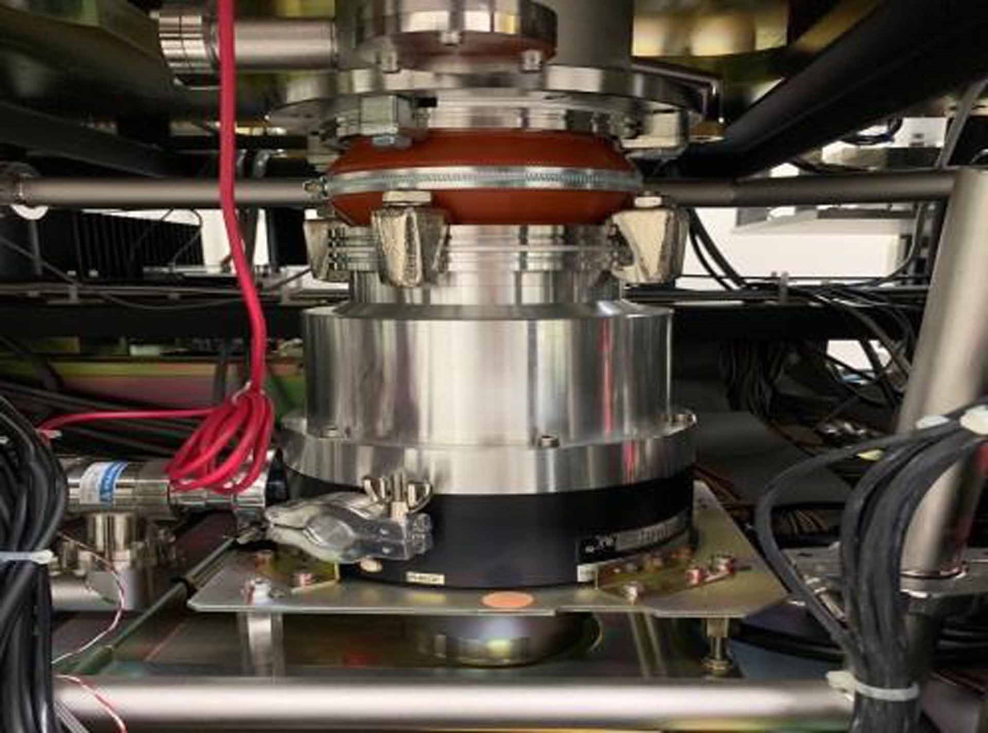 HITACHI S-8840 SEM 익숙한 판매용 가격 #9214004, 1997 > 사다 from CAE