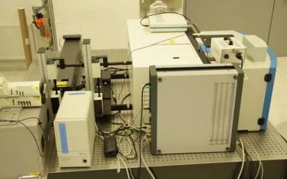 HORIBA LabRam Spectrometer used for sale price #9036352, 2008 > buy ...