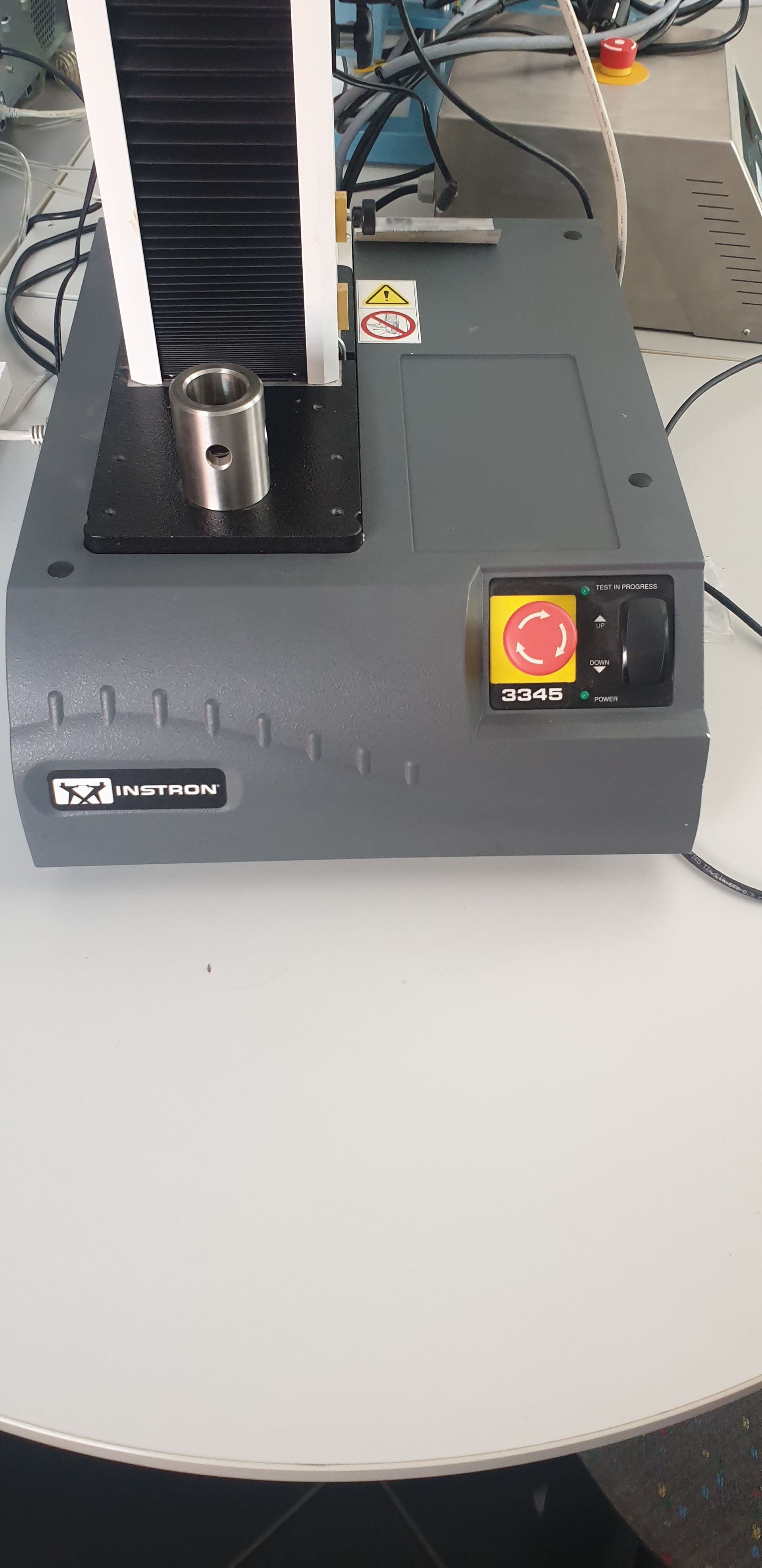 INSTRON 3345 Lab Equipment used for sale price #293773536 > buy from CAE