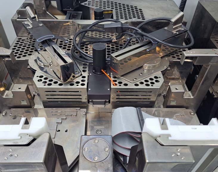 IRVINE OPTICAL / BROOKS AUTOMATION APS 2000 웨이퍼 핸들러 판매 가격 #293746473에 ...