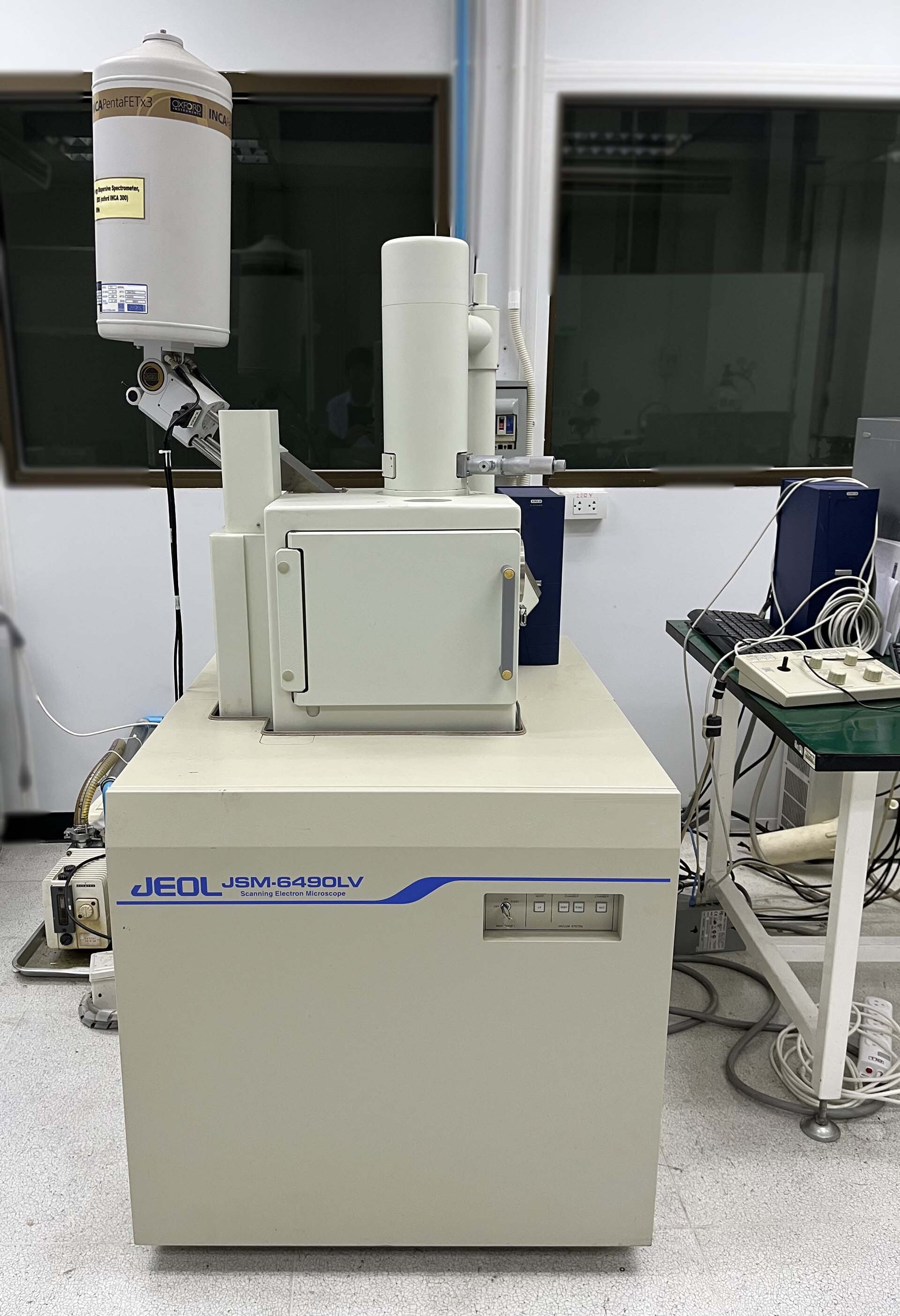 JEOL JSM 6490LV SEM used for sale price #293800978 > buy from CAE