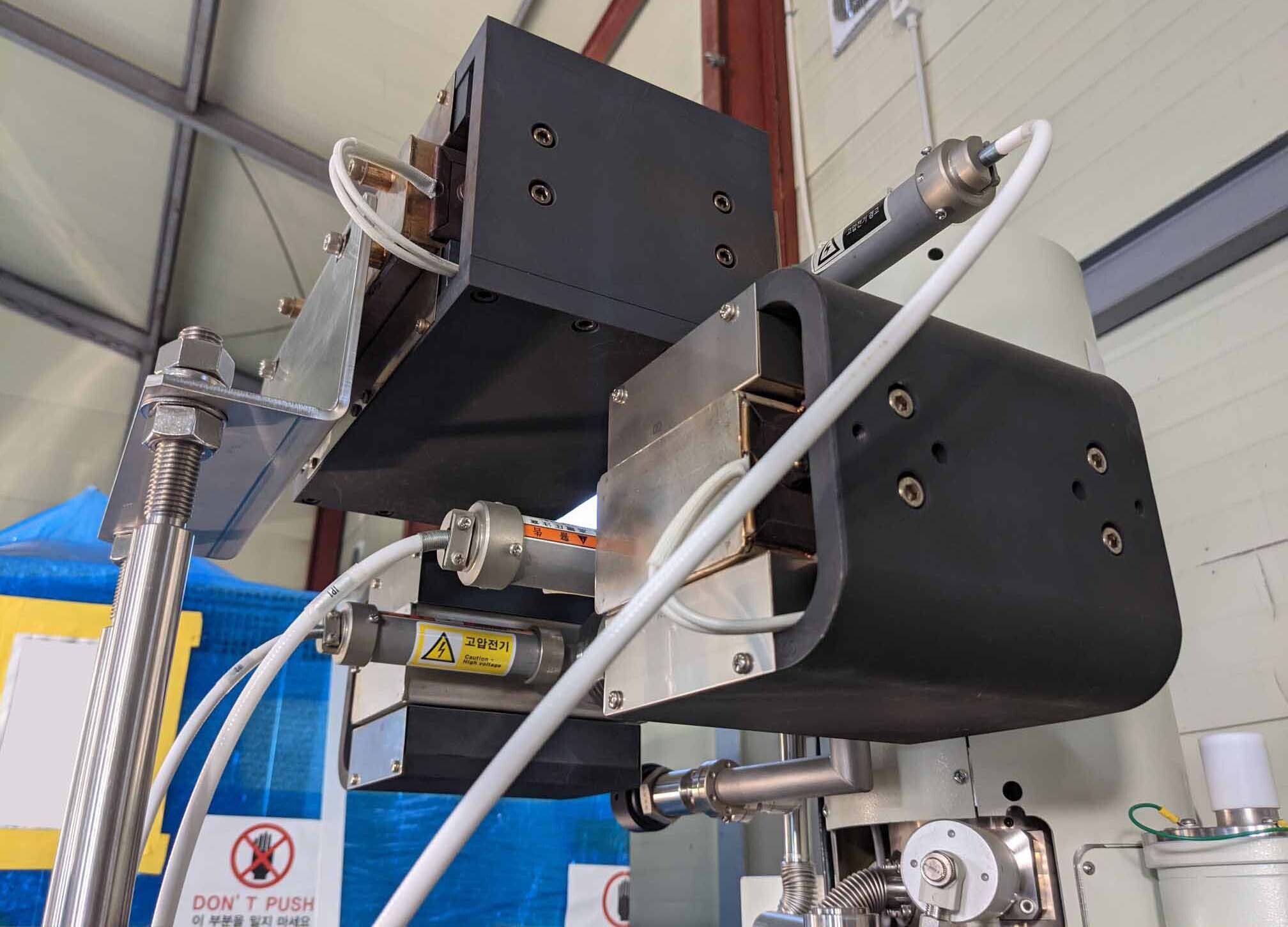 JEOL JSM 7500F SEM 익숙한 판매용 가격 #9310971, 2009 > 사다 from CAE