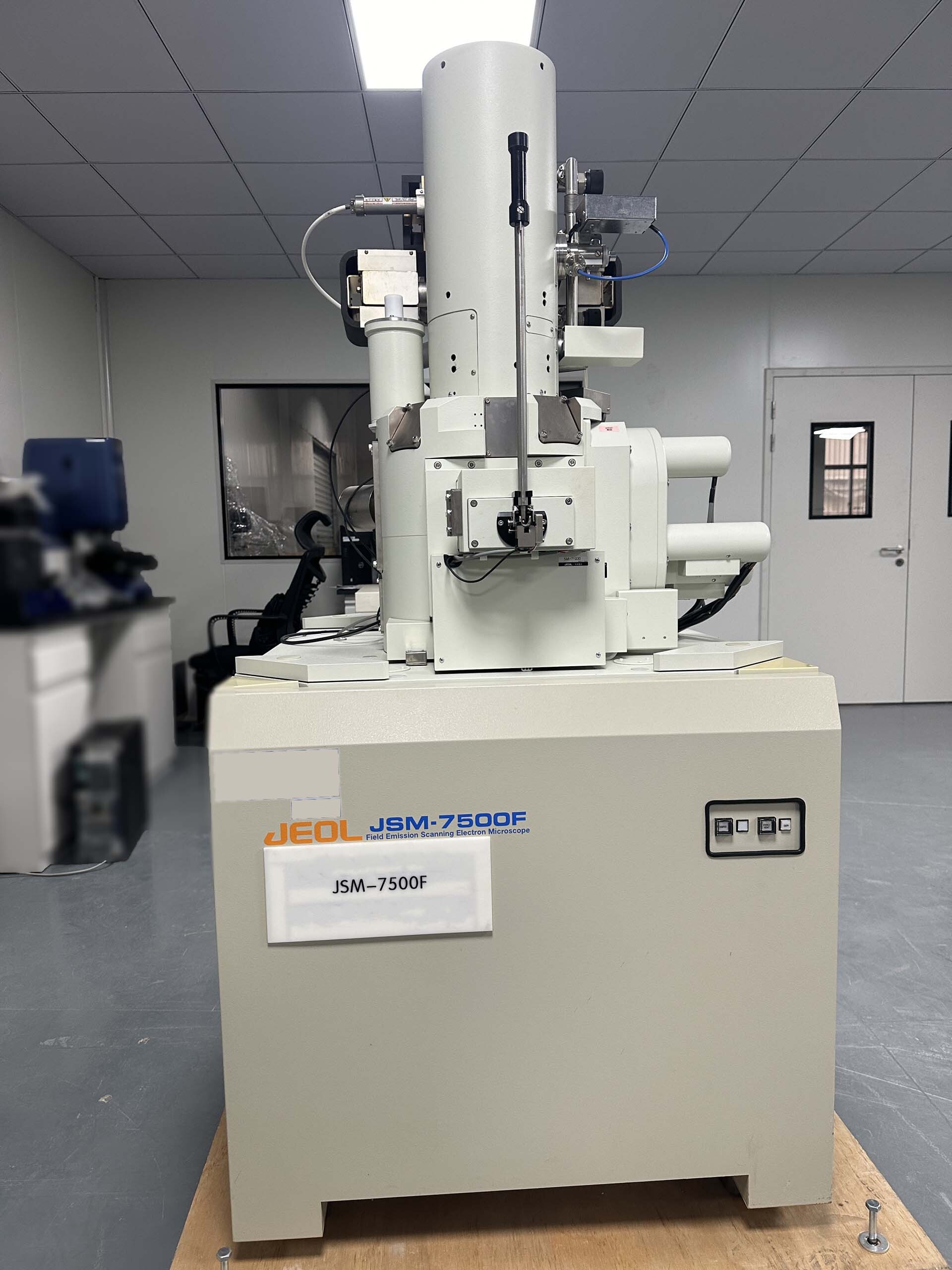 JEOL JSM 7500F SEM 用於銷售價格 #293763060 > 從 CAE 購買