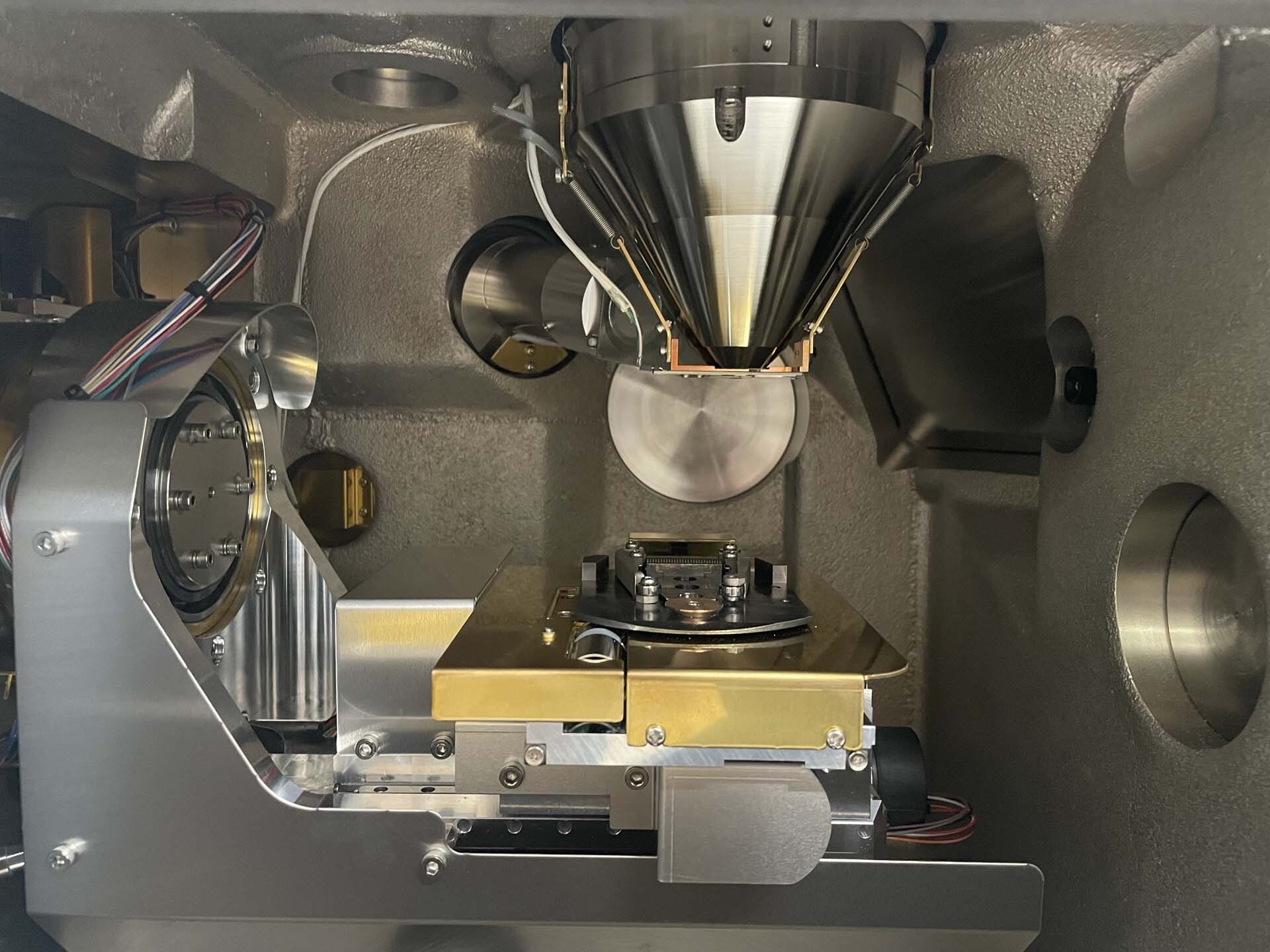 JEOL JSM IT500 HR SEM used for sale price #293747829, 2018 > buy from CAE