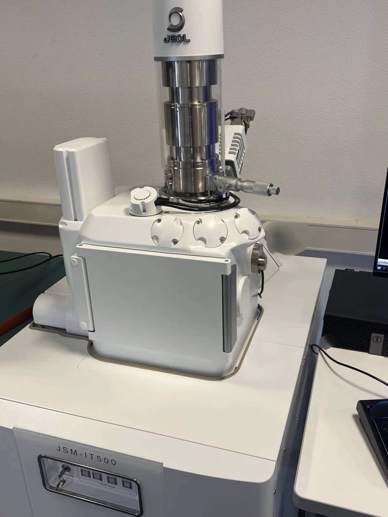 JEOL JSM IT500 SEM used for sale price #293814968 > buy from CAE