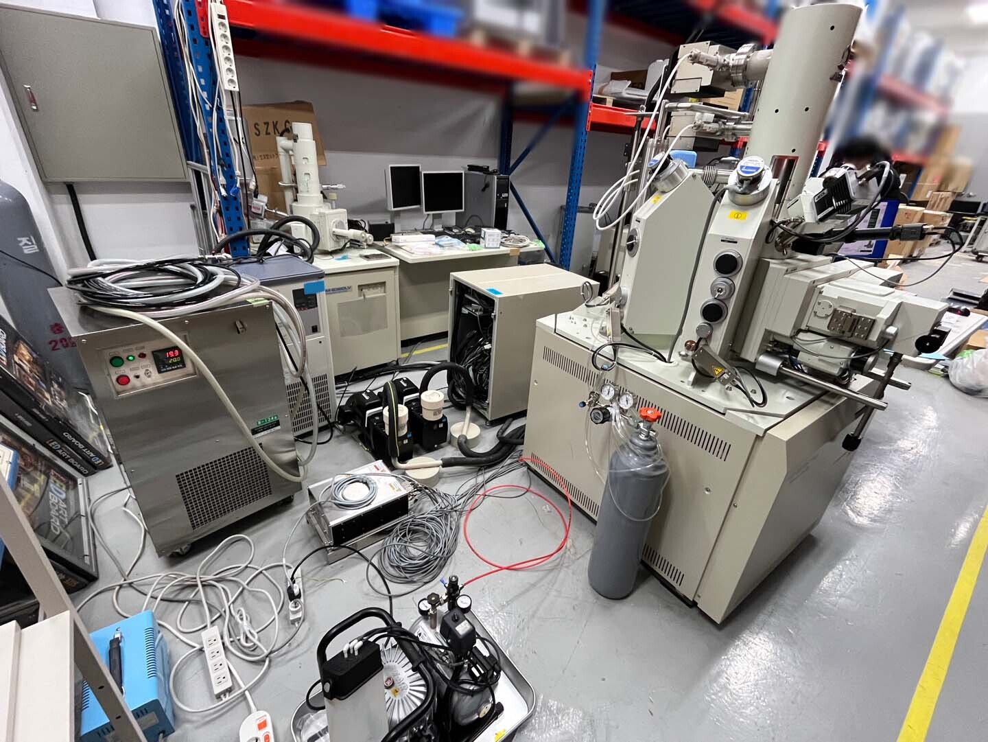 JEOL JXA-8530F Plus SEM used for sale price #293769689, 2017 > buy from CAE