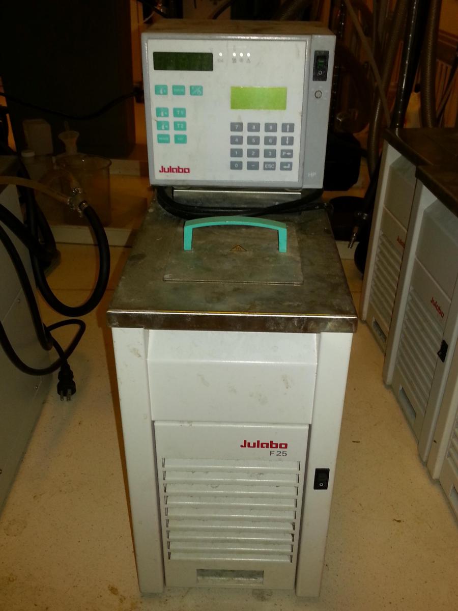 JULABO F25 Chiller 中古 販売用 価格 #9081140 > 買う from CAE