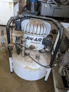 JUN-AIR 6-25 Facilities Equipment used for sale price #293690780, 1999 ...