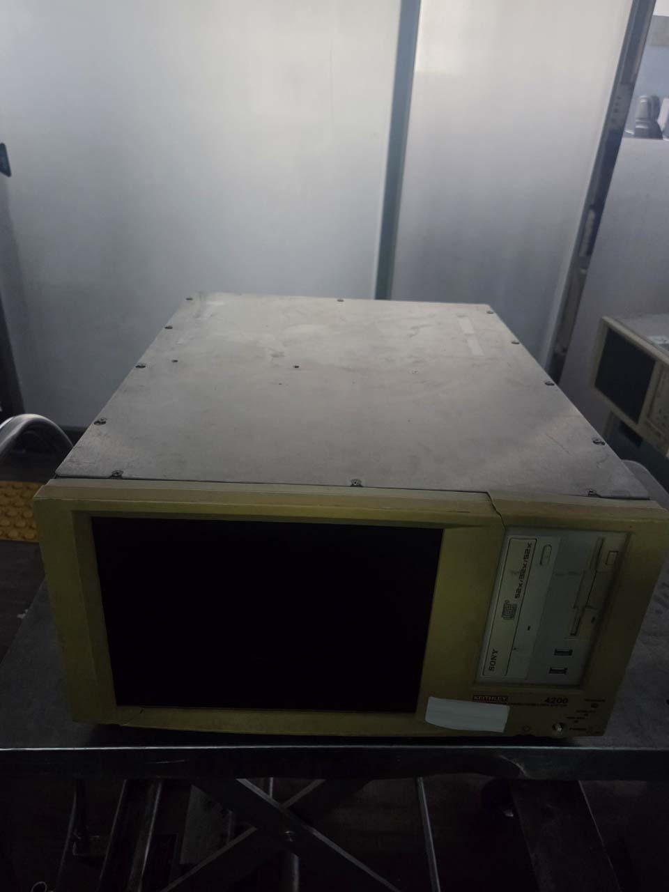 KEITHLEY 4200 Electronic Test Equipment used for sale price #293794258 ...