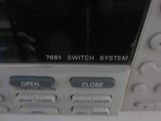 KEITHLEY 7001 電子試験装置 はセール価格 #293805611 で使用されています > CAE から購入