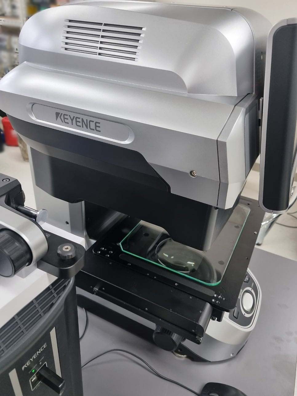 KEYENCE IM-8000 현미경 판매 가격 #293772313, 2022에 사용됨 > CAE에서 구매