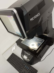 KEYENCE LM-1000 Series 웨이퍼 테스터 판매 가격 #293704065, 2022에 사용됨 > CAE에서 구매