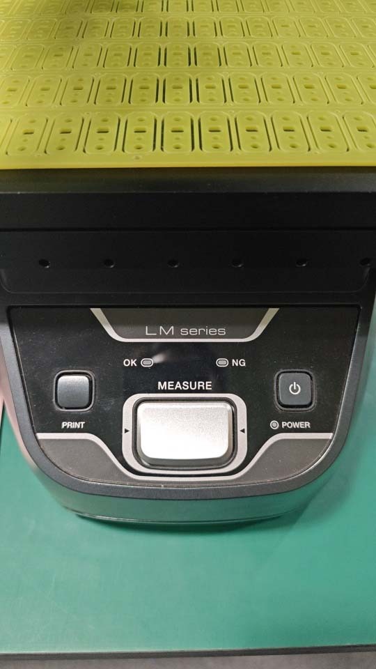 KEYENCE LM-1100 Wafer Tester used for sale price #293807814 > buy from CAE
