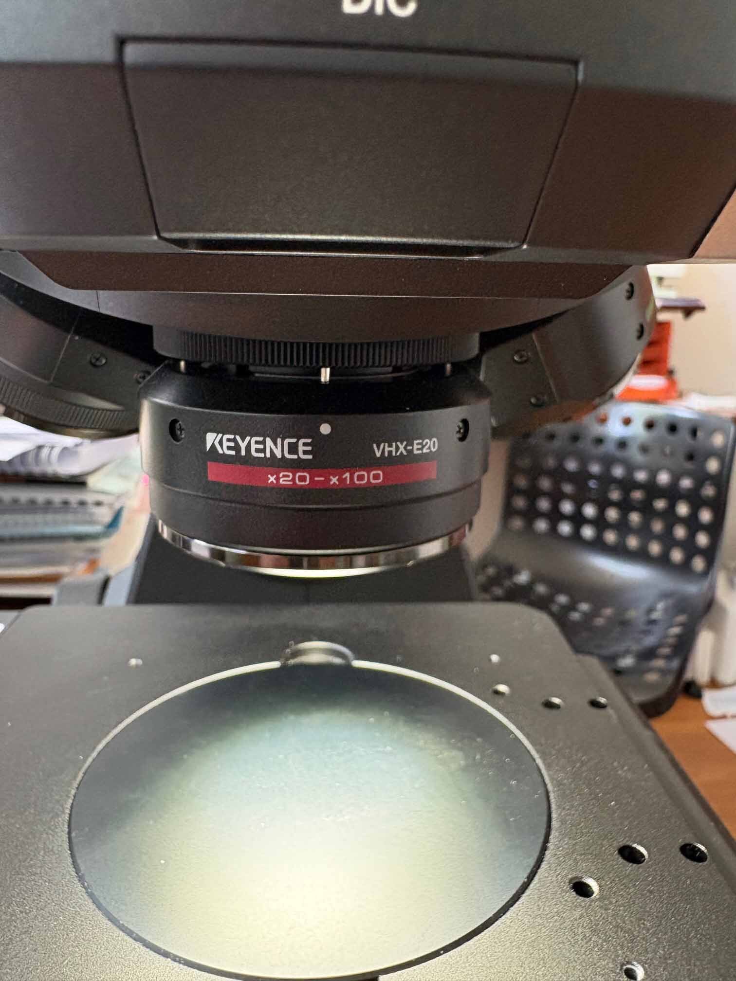 KEYENCE VHX-7100 현미경 판매 가격 #293763290, 2024에 사용됨 > CAE에서 구매