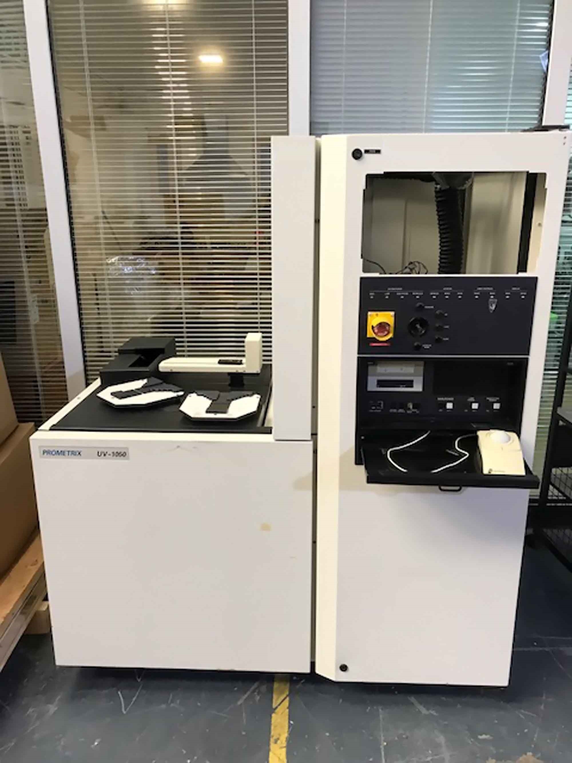 KLA / TENCOR / PROMETRIX UV 1050 웨이퍼 테스터 판매 가격 #9211043에 사용됨 > CAE에서 구매