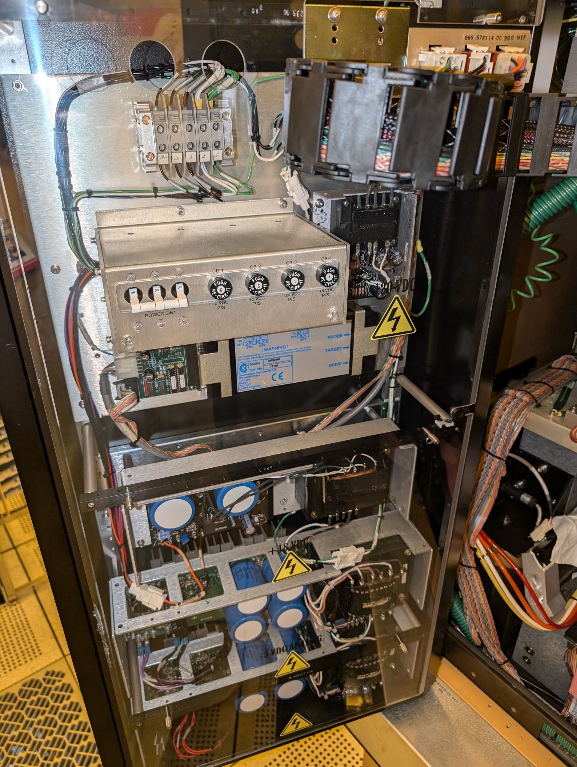 KLA / TENCOR 2138 Mask & Wafer Inspector used for sale price #293767168 ...