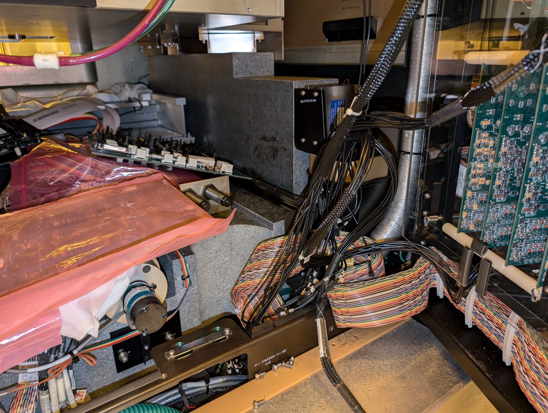 KLA / TENCOR 2138 Mask & Wafer Inspector used for sale price #293767168 ...