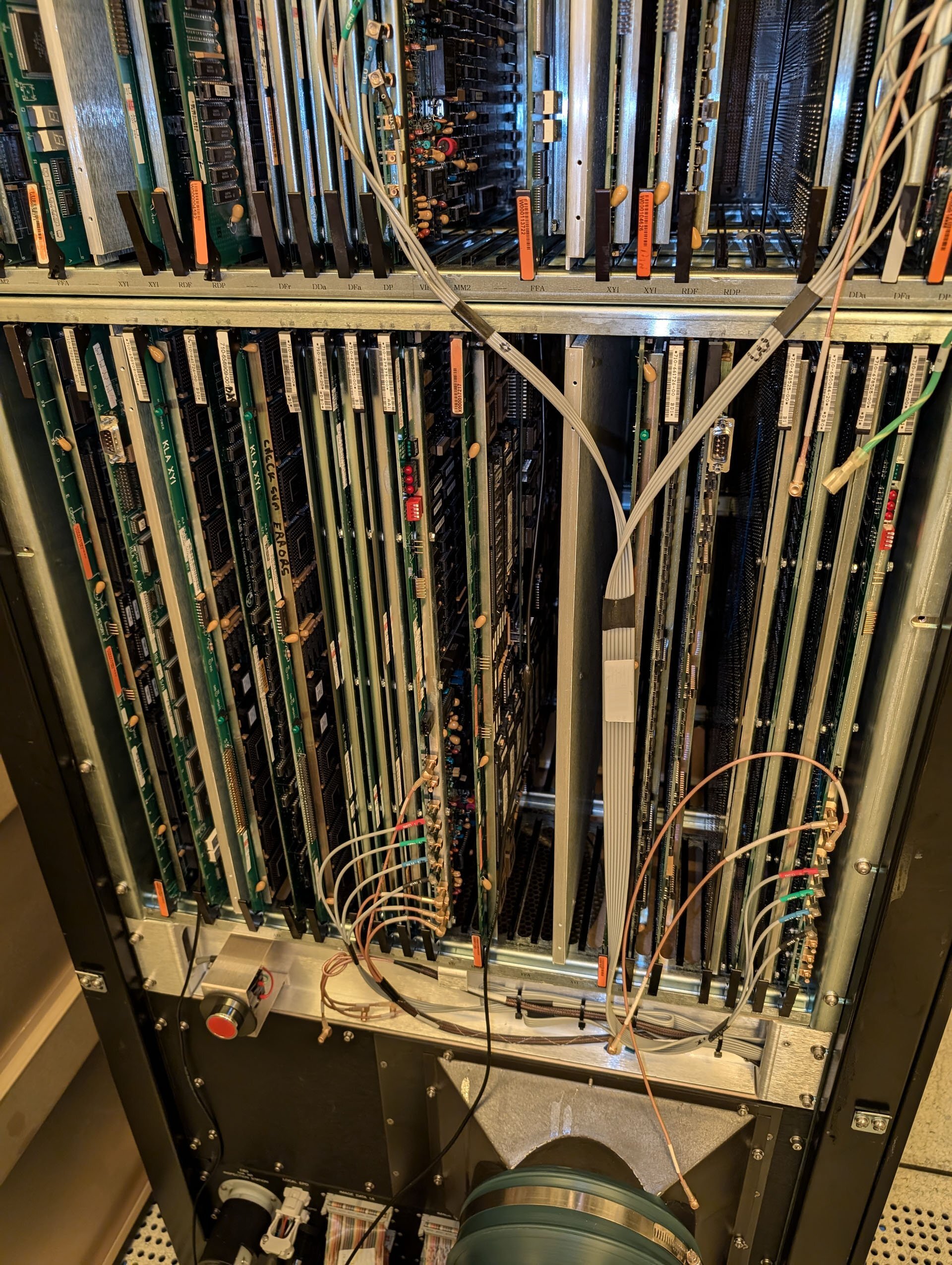 KLA / TENCOR 2138 Mask & Wafer Inspector used for sale price #293767168 ...