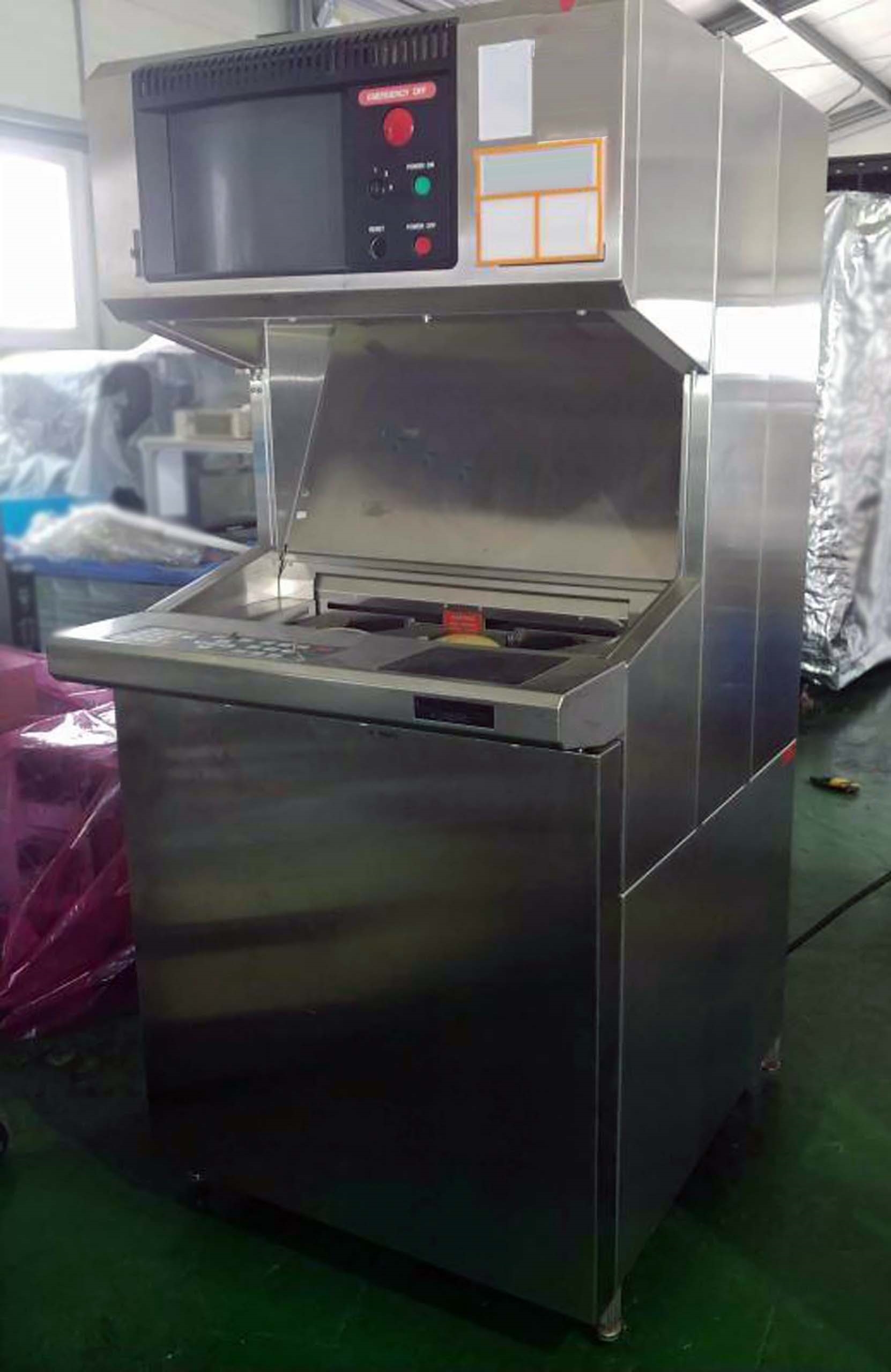 KLA / TENCOR 6200 Surfscan 웨이퍼 테스터 판매 가격 #9233601, 1994에 사용됨 > CAE에서 구매