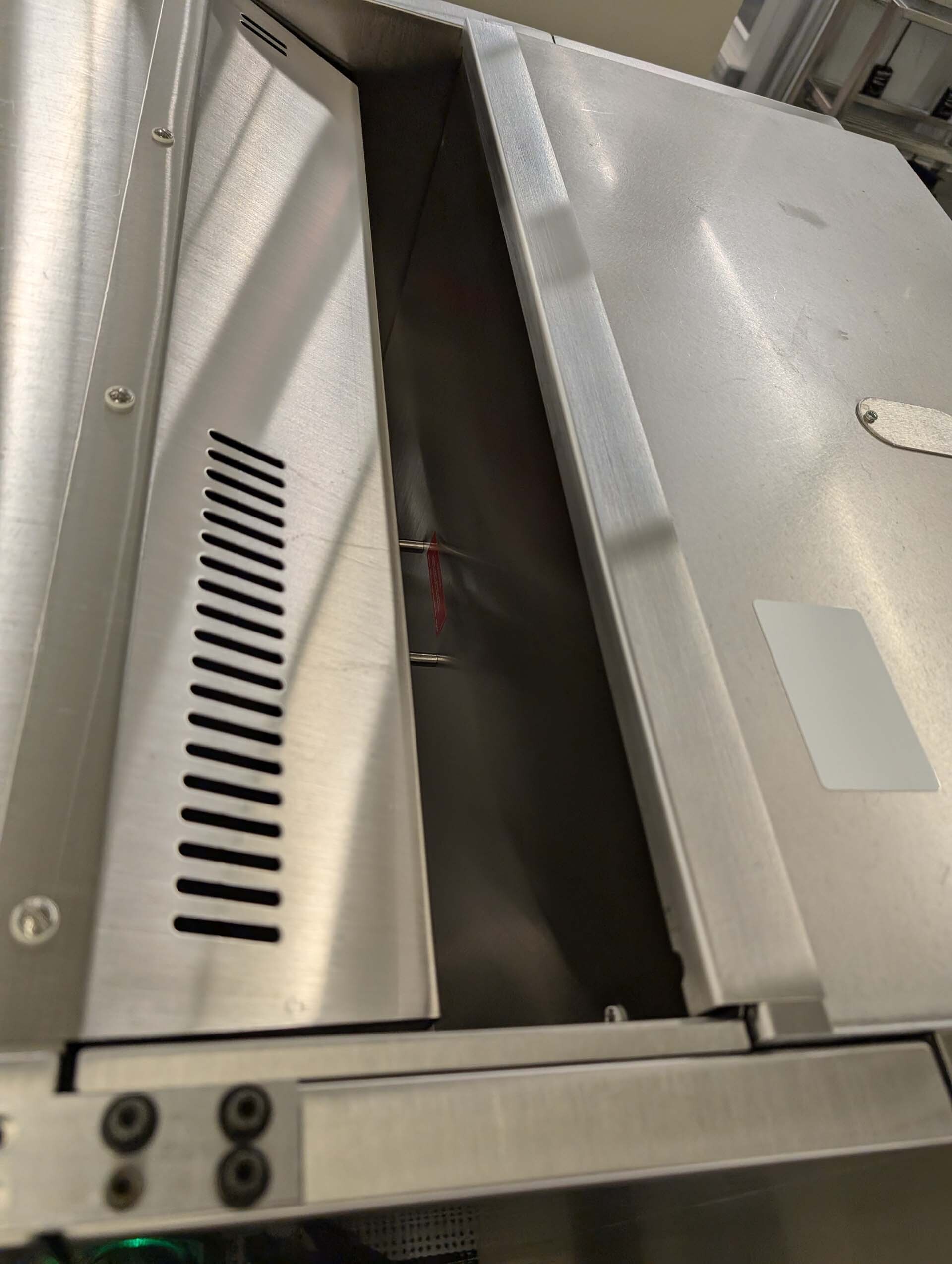 KLA / TENCOR 6420 Surfscan Wafer Tester used for sale price #293767198 ...