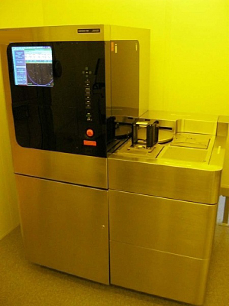 KLA / TENCOR 7700 Surfscan Wafer Tester used for sale price #77361 ...