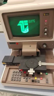 KLA / TENCOR Alpha Step 200 Wafer Tester used for sale price #293792691 ...