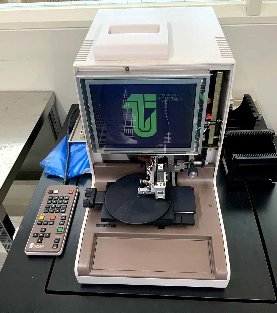 KLA / TENCOR Alpha Step 250 ウェハ検査装置・計測機器 はセール価格 #9286376 で使用されています ...