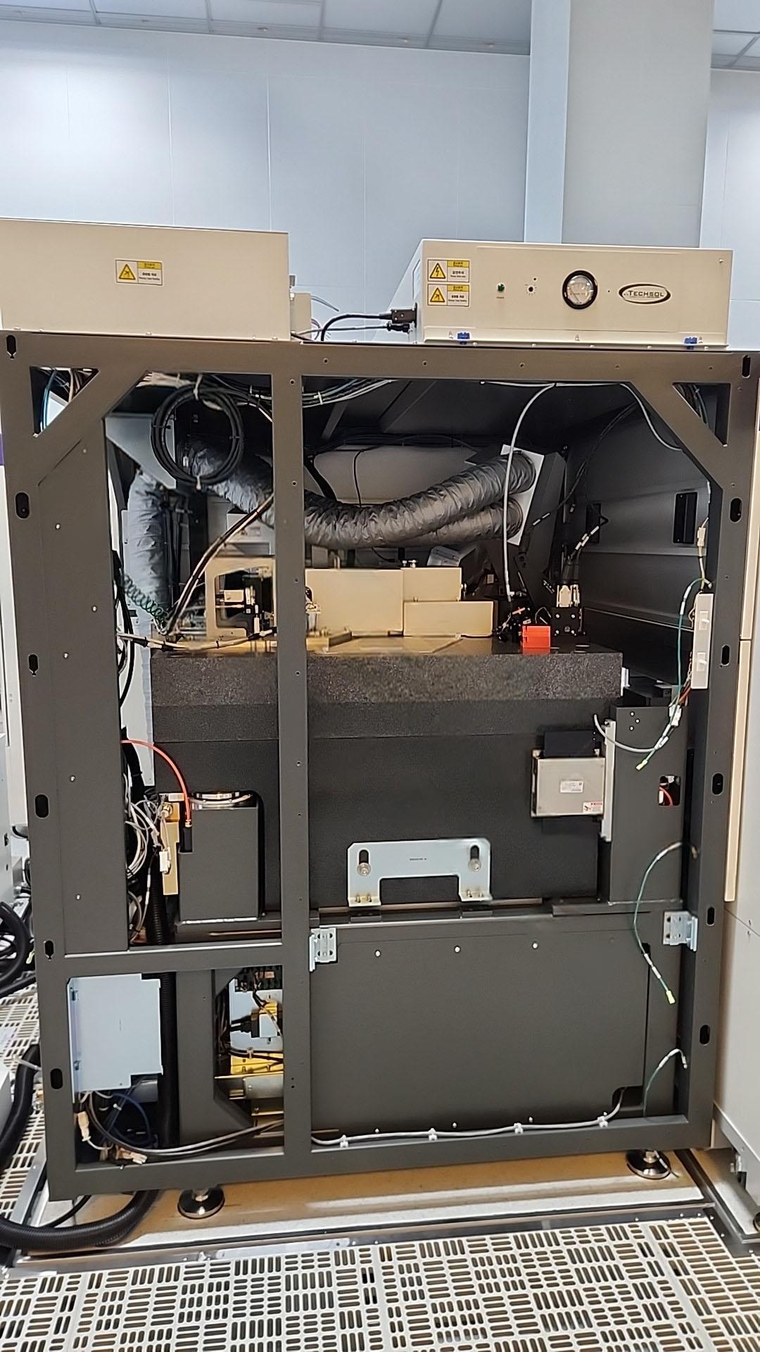 KLA / TENCOR Altair 8935-FFC Mask & Wafer Inspector used for sale price ...