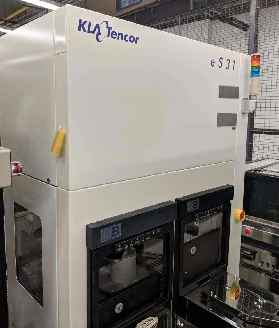 KLA / TENCOR eS32 Mask & Wafer Inspector used for sale price #9373218 ...
