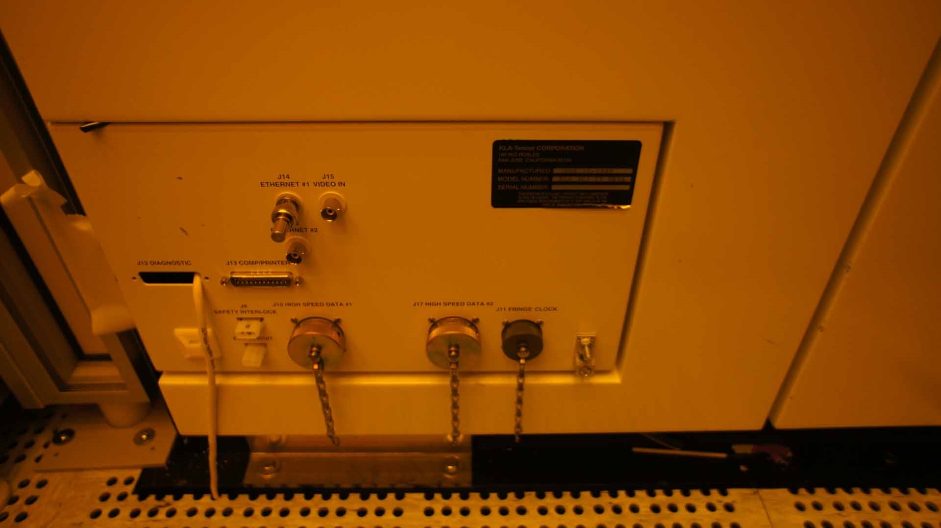 KLA / TENCOR STARlight SL3 UV URSA used for sale price #9058370 > buy ...