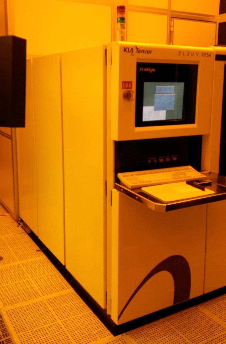 KLA / TENCOR STARlight SL3 UV URSA used for sale price #9058370 > buy ...