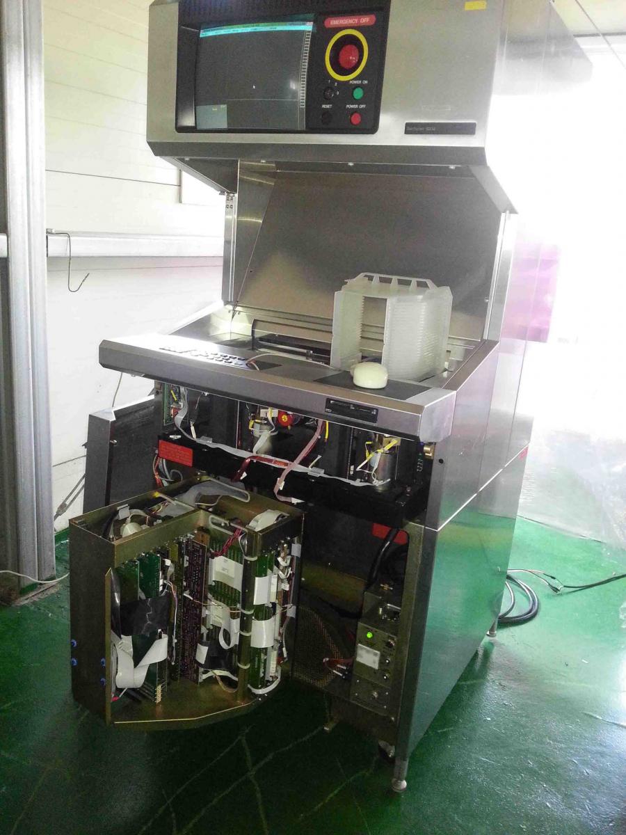 KLA / TENCOR 6200 Surfscan 웨이퍼 테스터 판매 가격 #9179114에 사용됨 > CAE에서 구매